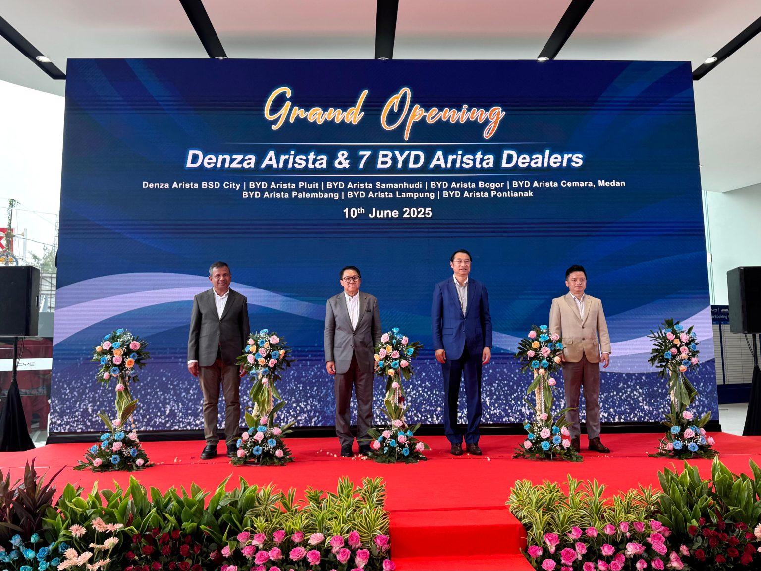 Arista Group Resmikan Diler Pertama DENZA di Indonesia dan 7 Diler Baru ...